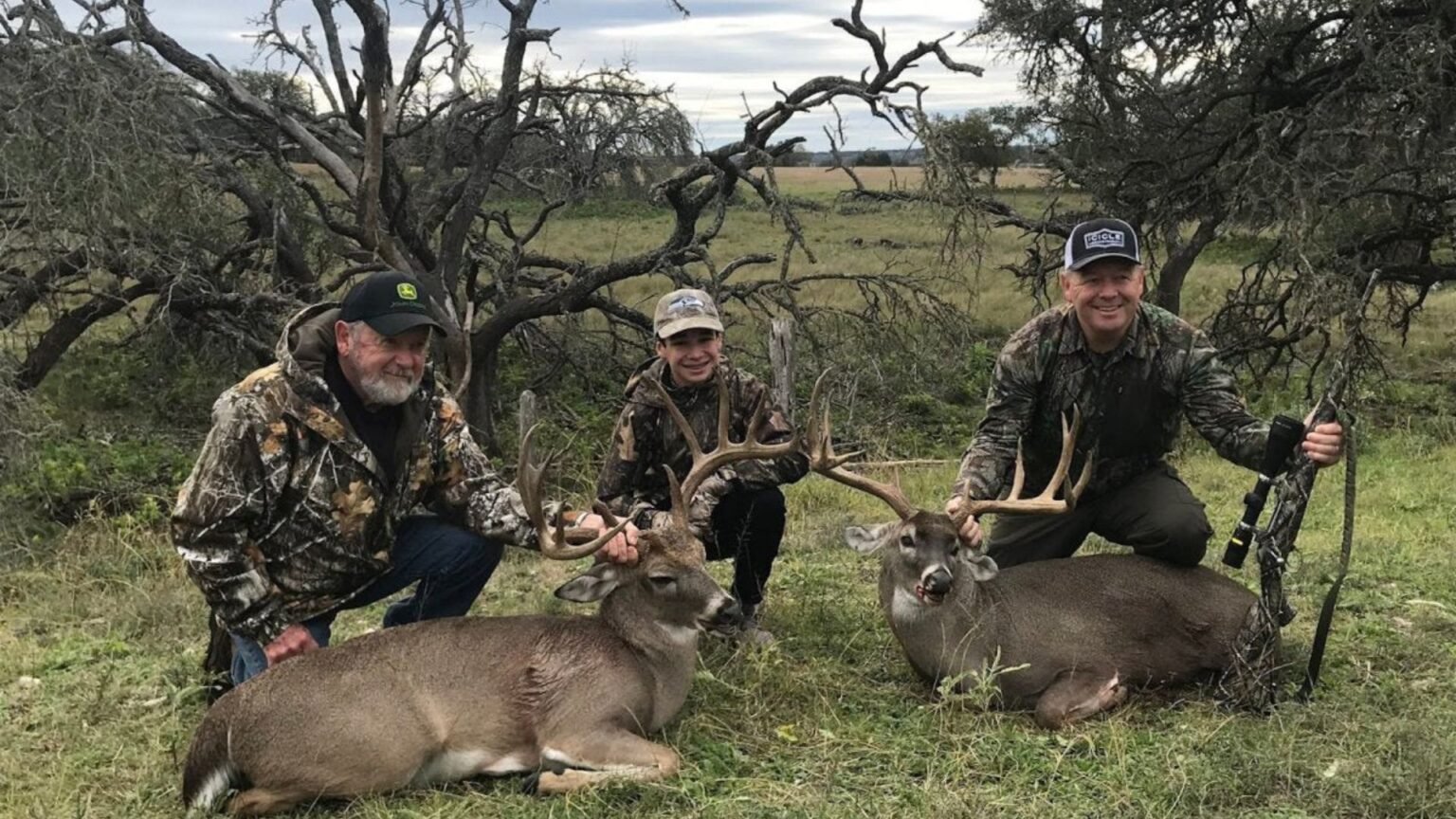 Top Deer Hunting Locations To Visit